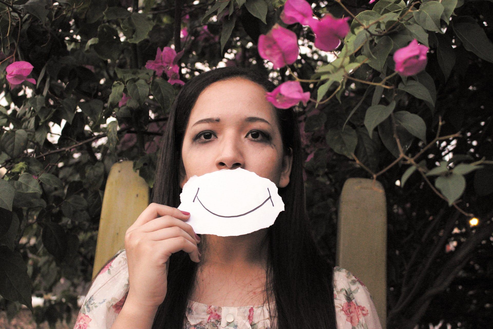 What Is Smiling Depression? - Longevity LIVE